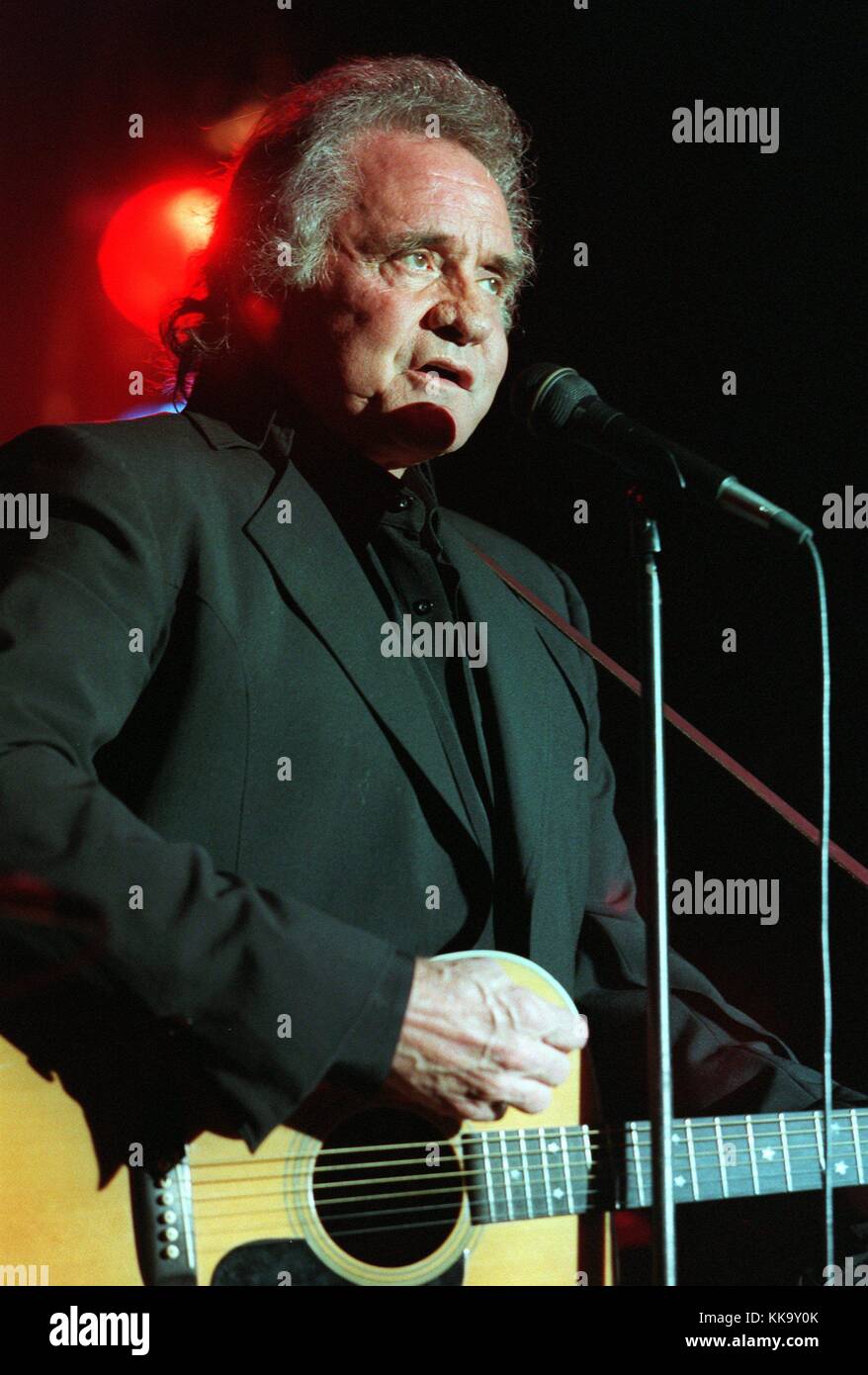 Johnny cash concert hi-res stock photography and images - Alamy