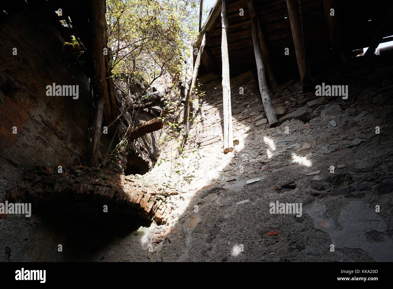 Photo of a broken roof inside an abandoned villa in Lecco, Italy Stock ...