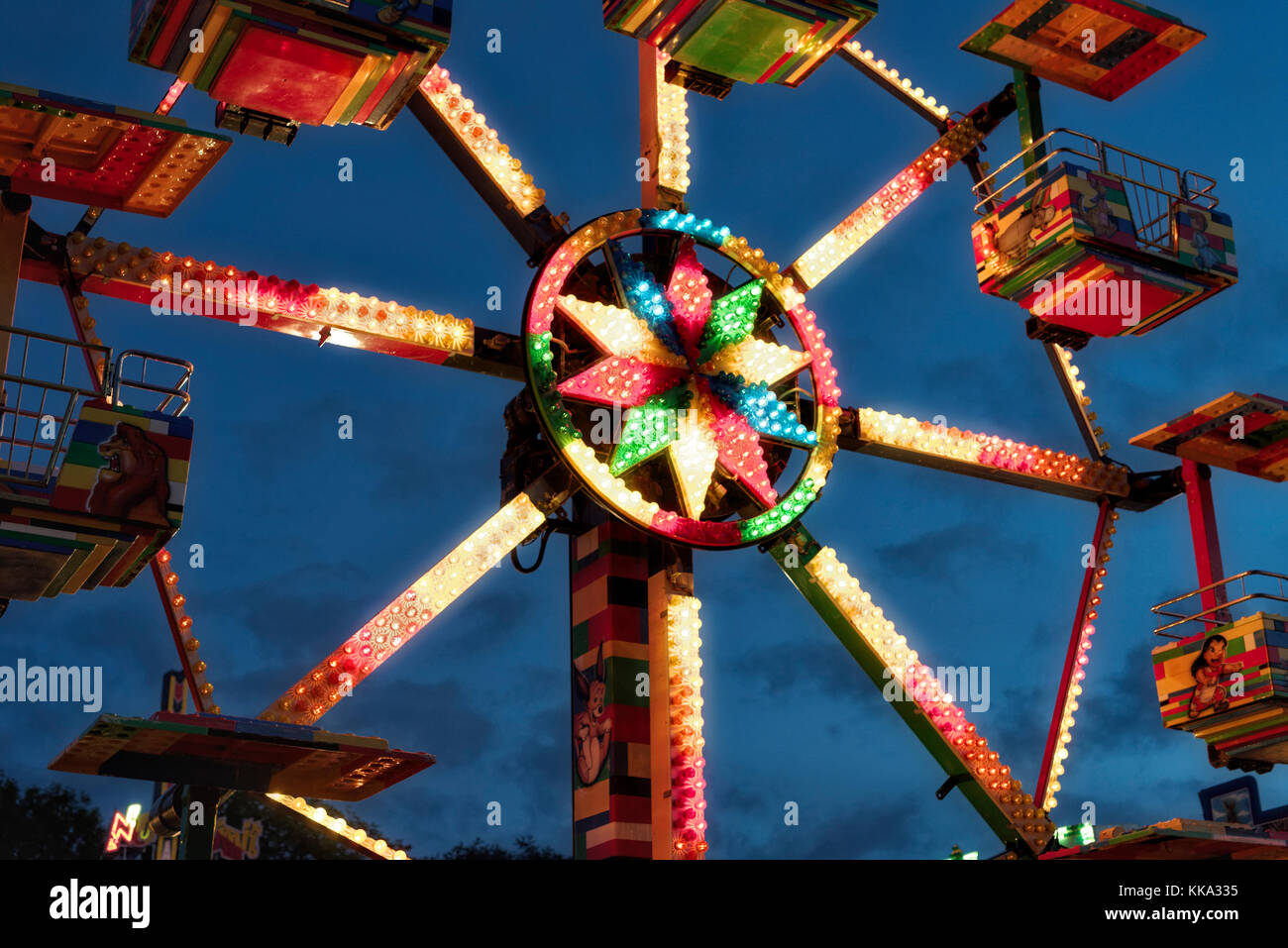 Merry go round ferris hi-res stock photography and images - Alamy