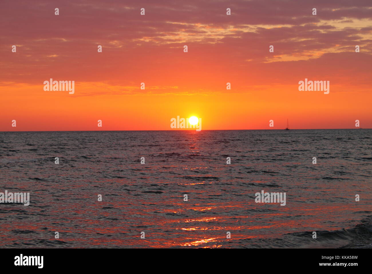Beautiful sunset on the sea Stock Photo - Alamy