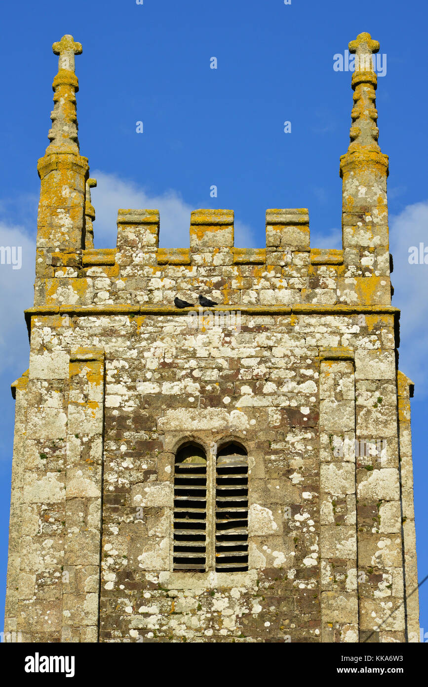 Stone crenellations hi-res stock photography and images - Alamy