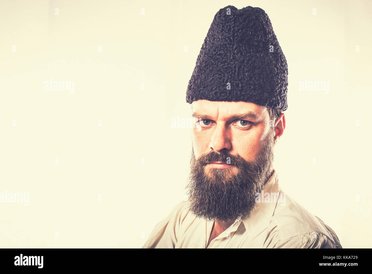 Romanian man traditional costume hi-res stock photography and images ...