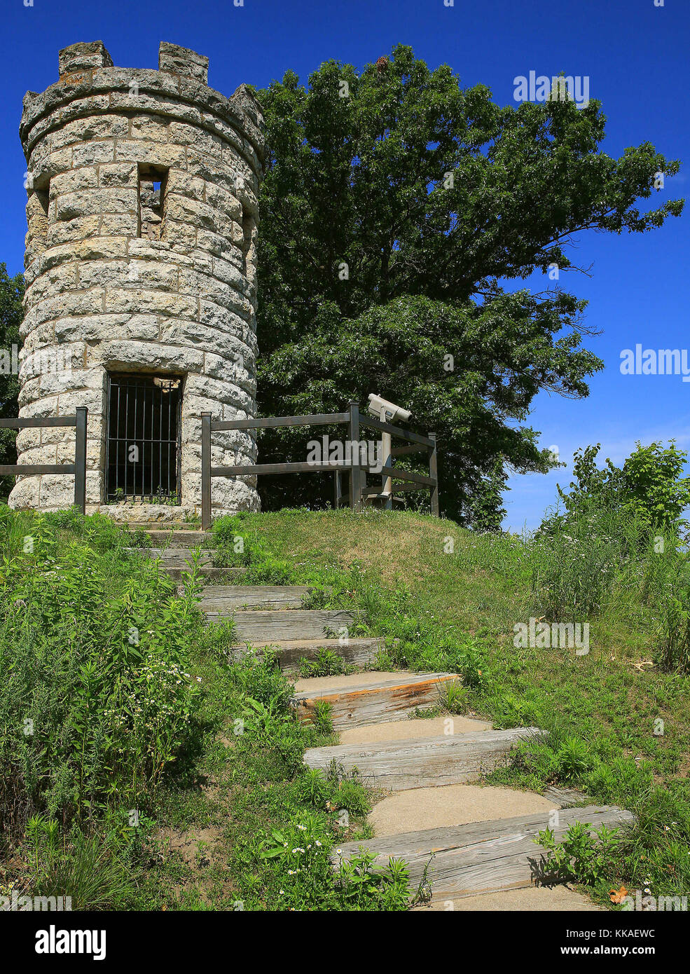 Rock faced ashlar hi-res stock photography and images - Alamy