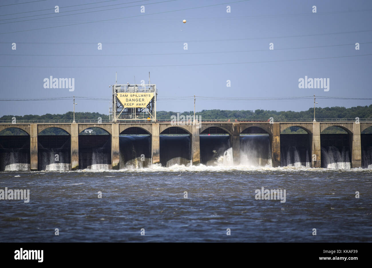 Keokuk, Iowa, USA. 3rd Aug, 2017. Lock and Dam 19 is seen on the ...