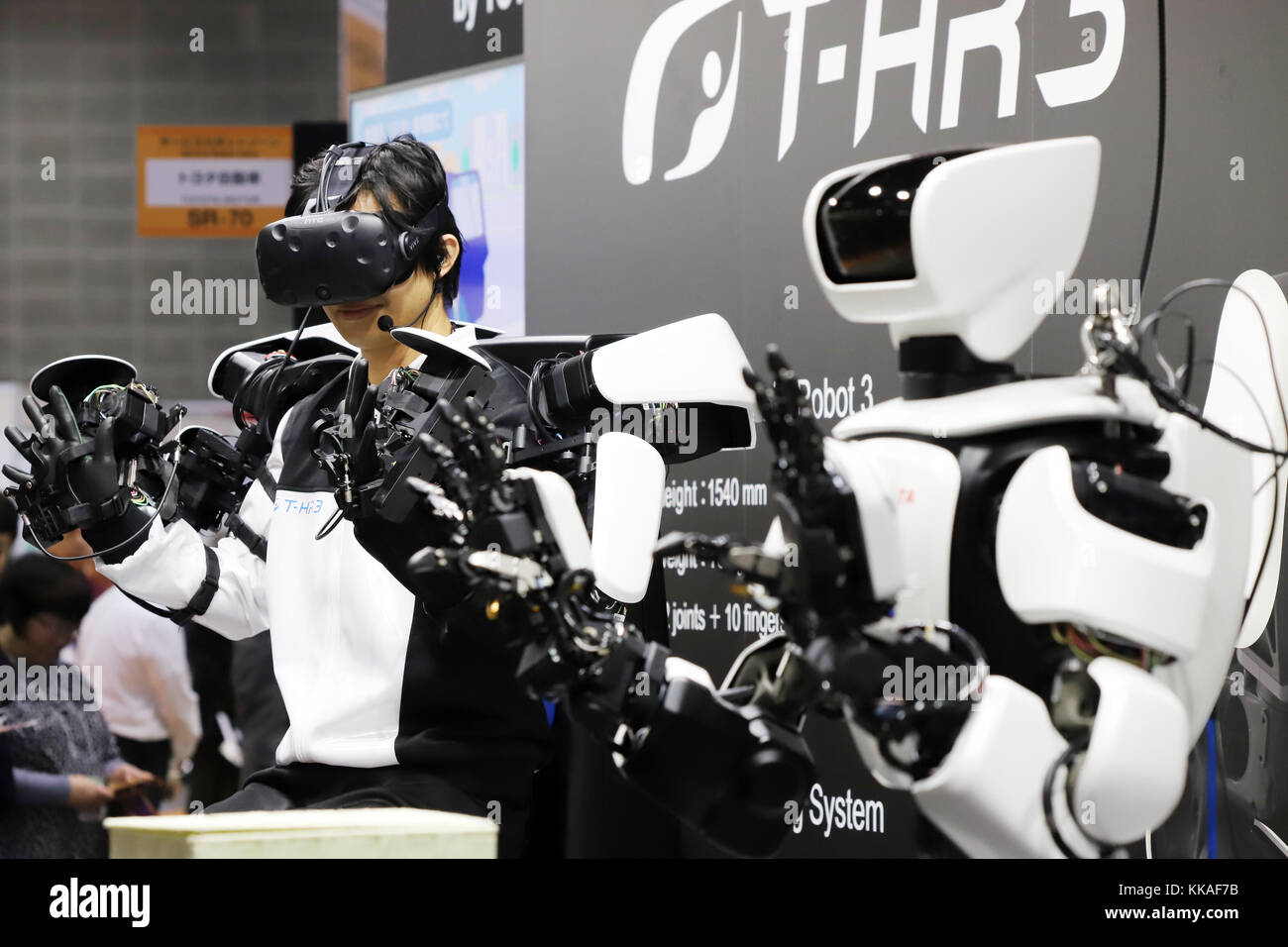 Tokyo, Japan. 29th Nov, 2017. Japan's automobile giant Toyota Motor ...