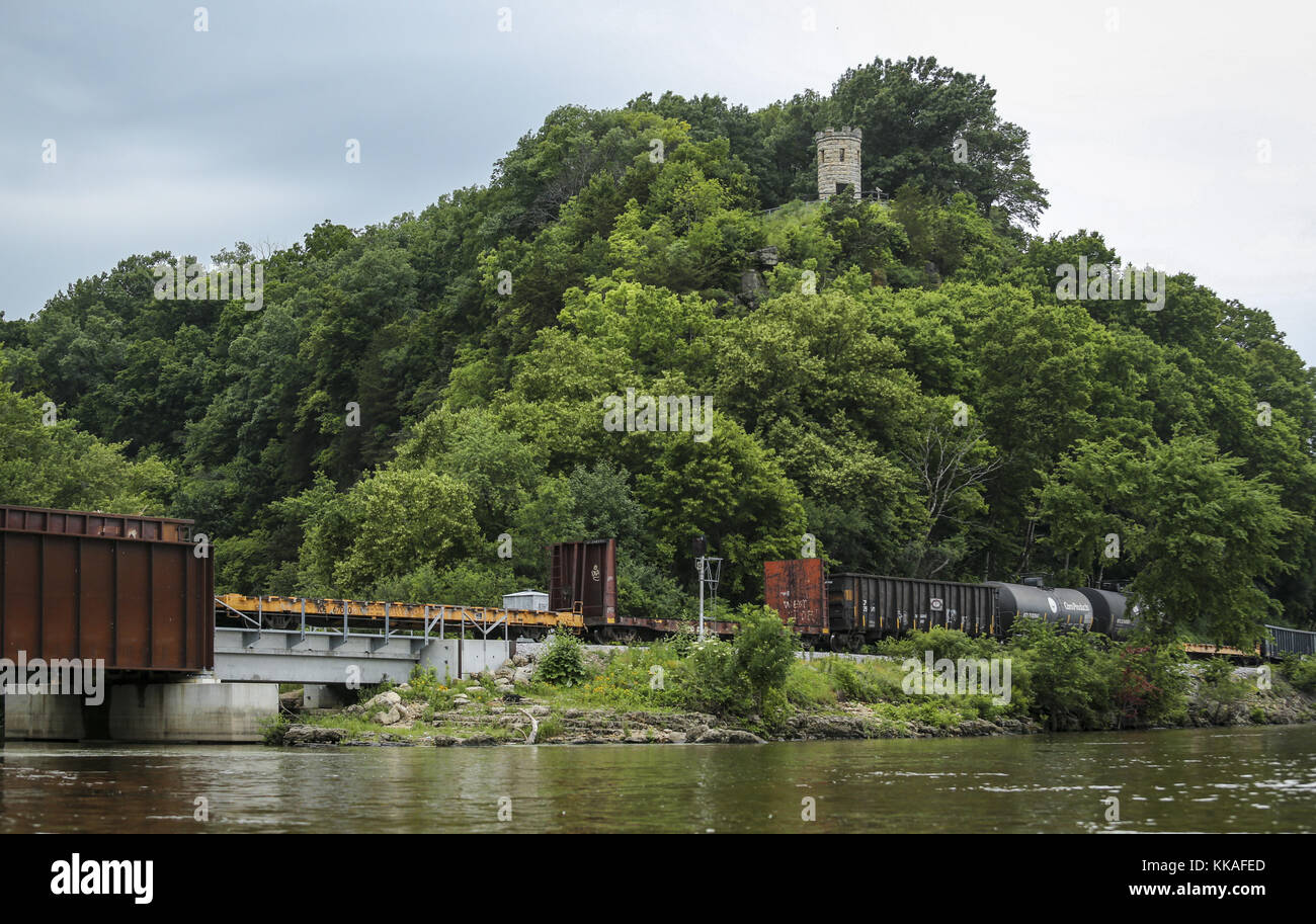 Julien dubuque monument hi-res stock photography and images - Alamy