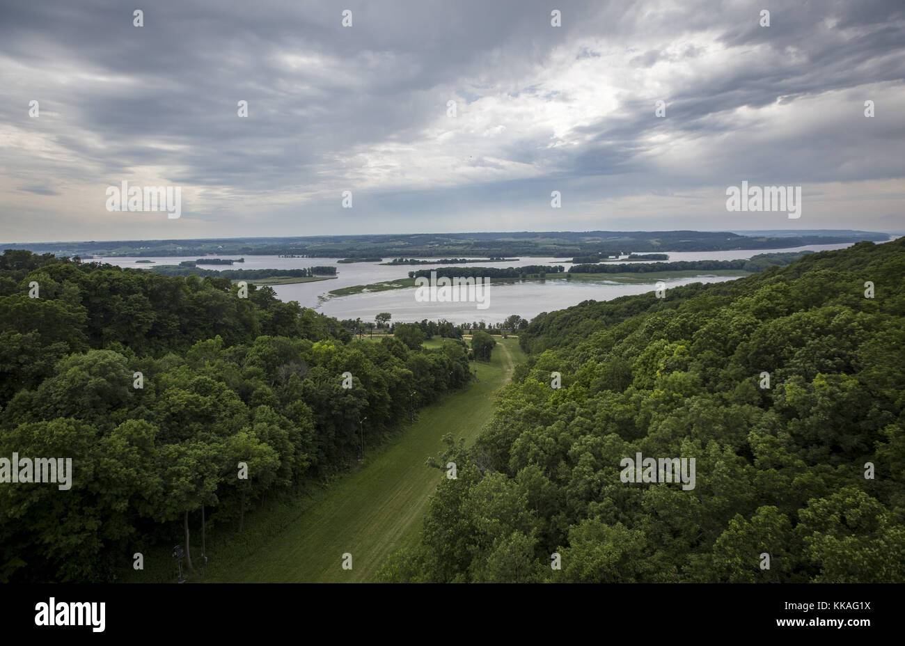 100 rooms hi-res stock photography and images - Alamy