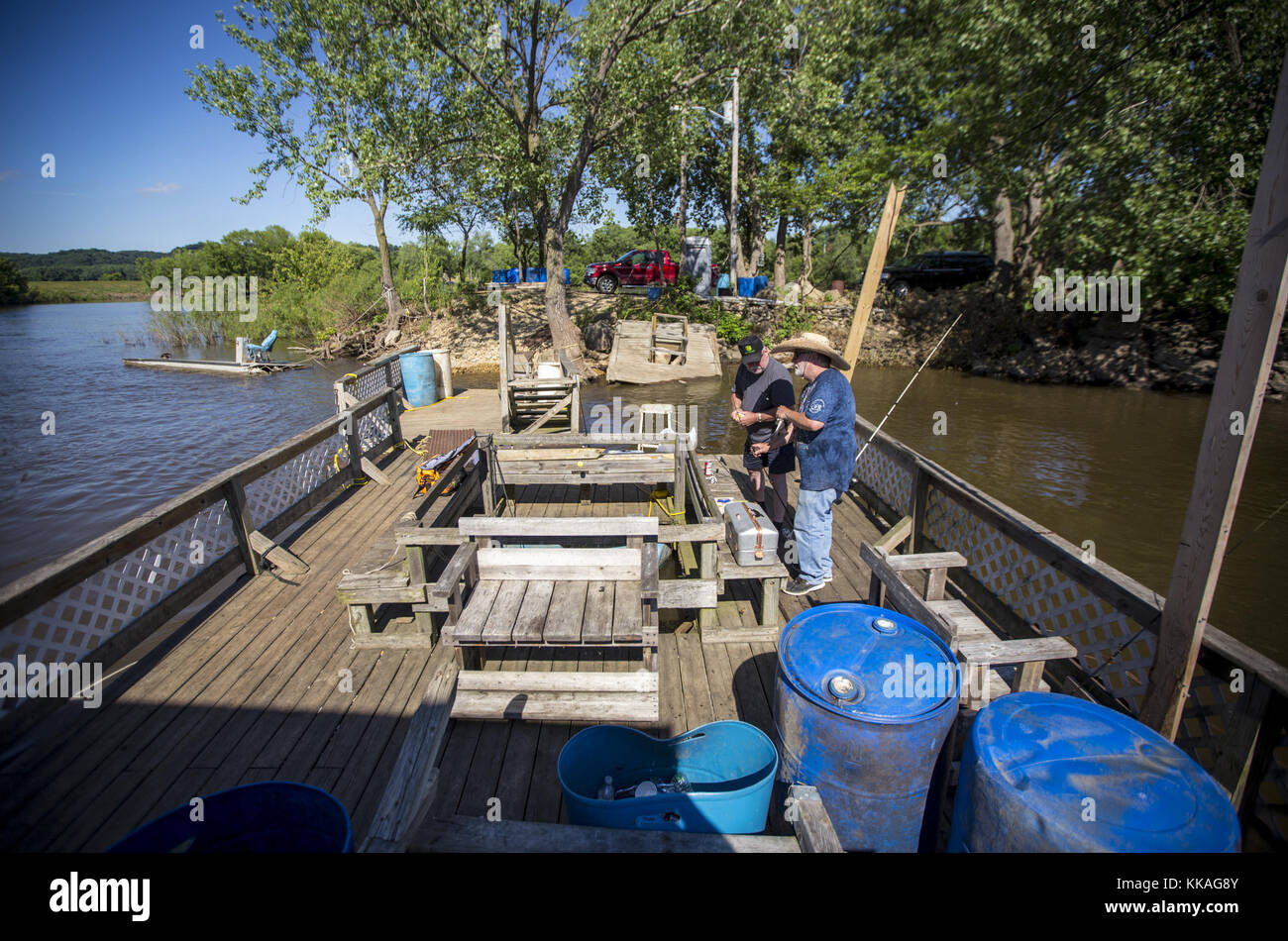 Hanson brothers hi-res stock photography and images - Alamy