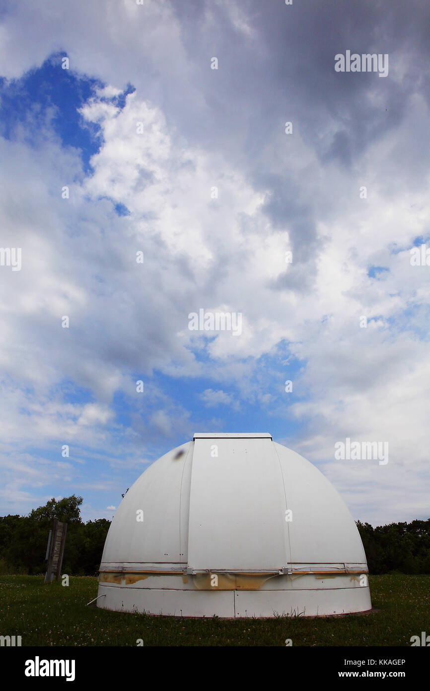 Bagley, Iowa, USA. 8th June, 2017. The Star Splitters Astronomy Club is ...