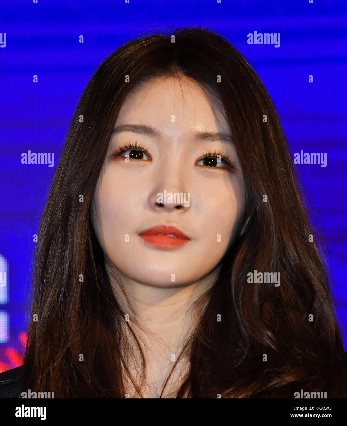 Chung-ha, November 29, 2017, Tokyo, Yokohama, Japan : Korean singer Kim ...