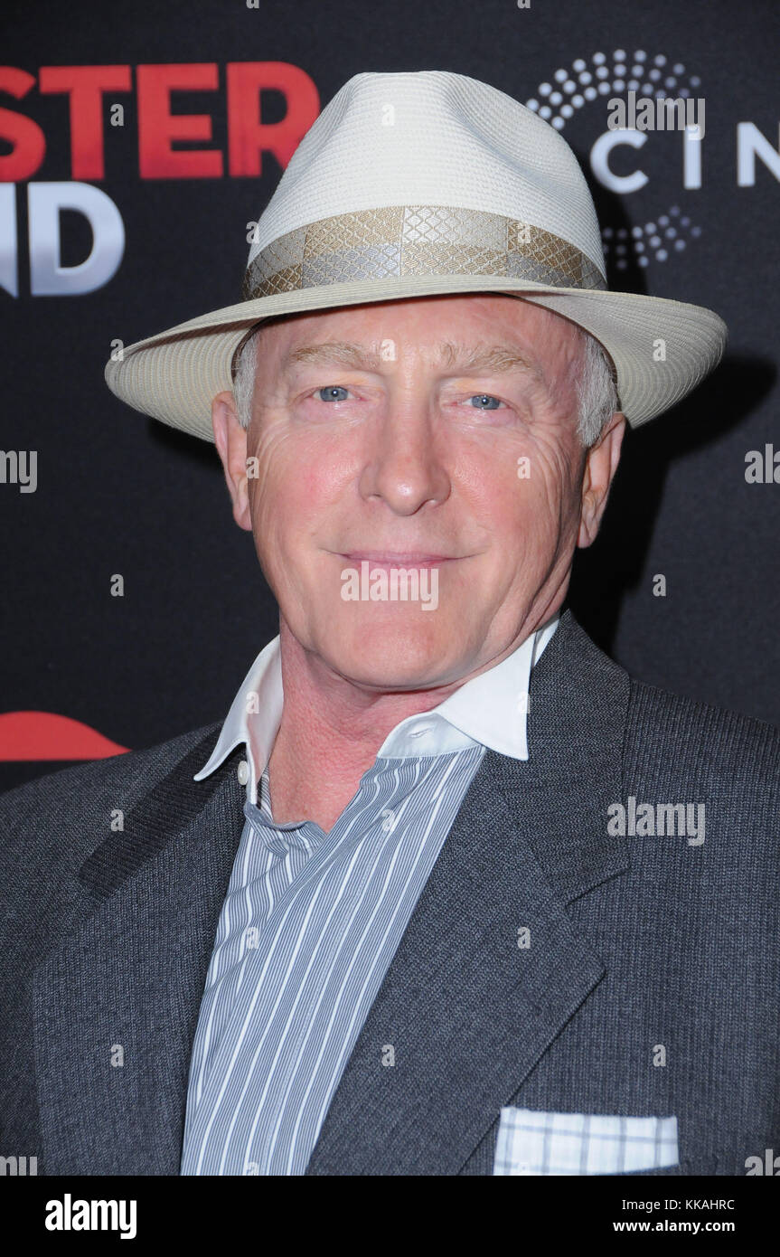Mark rolston hi-res stock photography and images - Alamy