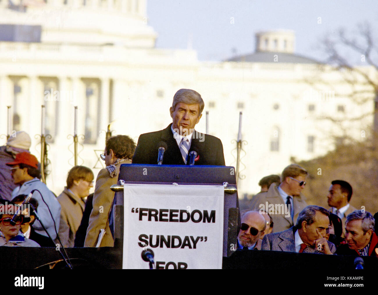 United States Representative Jack Kemp (Republican of New York) speaks ...