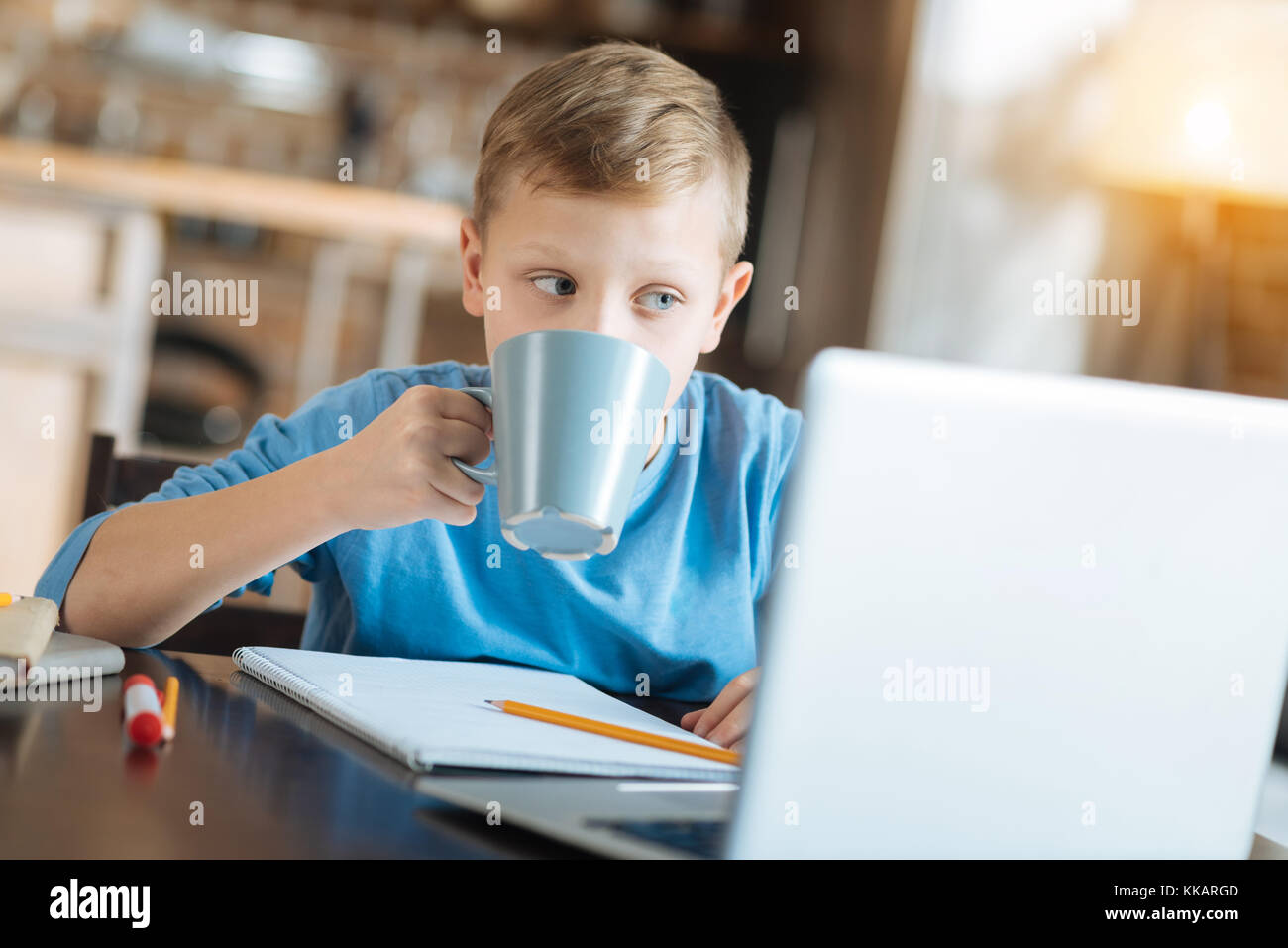 Tea boy hi-res stock photography and images - Alamy