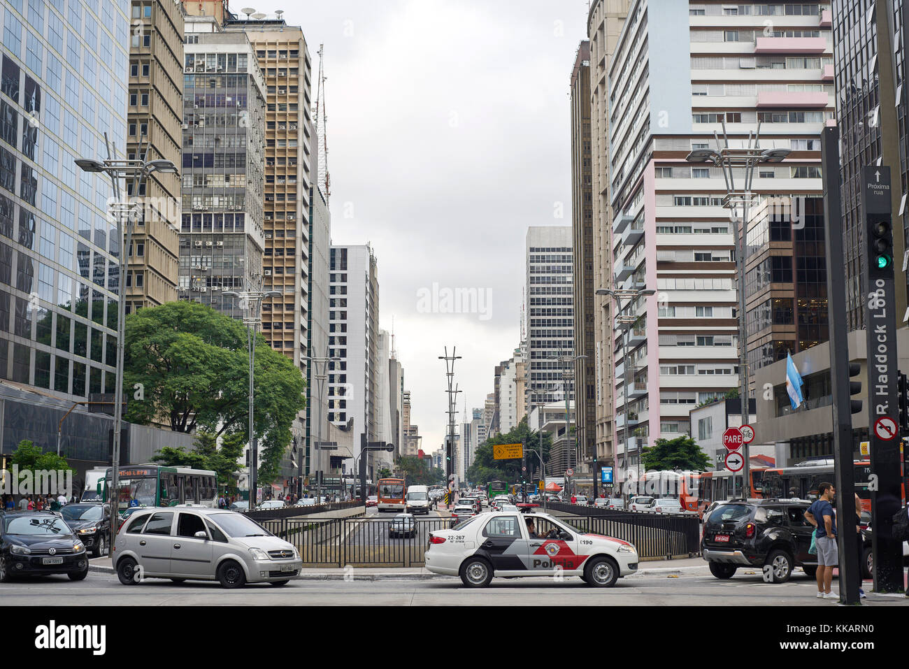 Sao paulo streetview people hi-res stock photography and images - Alamy