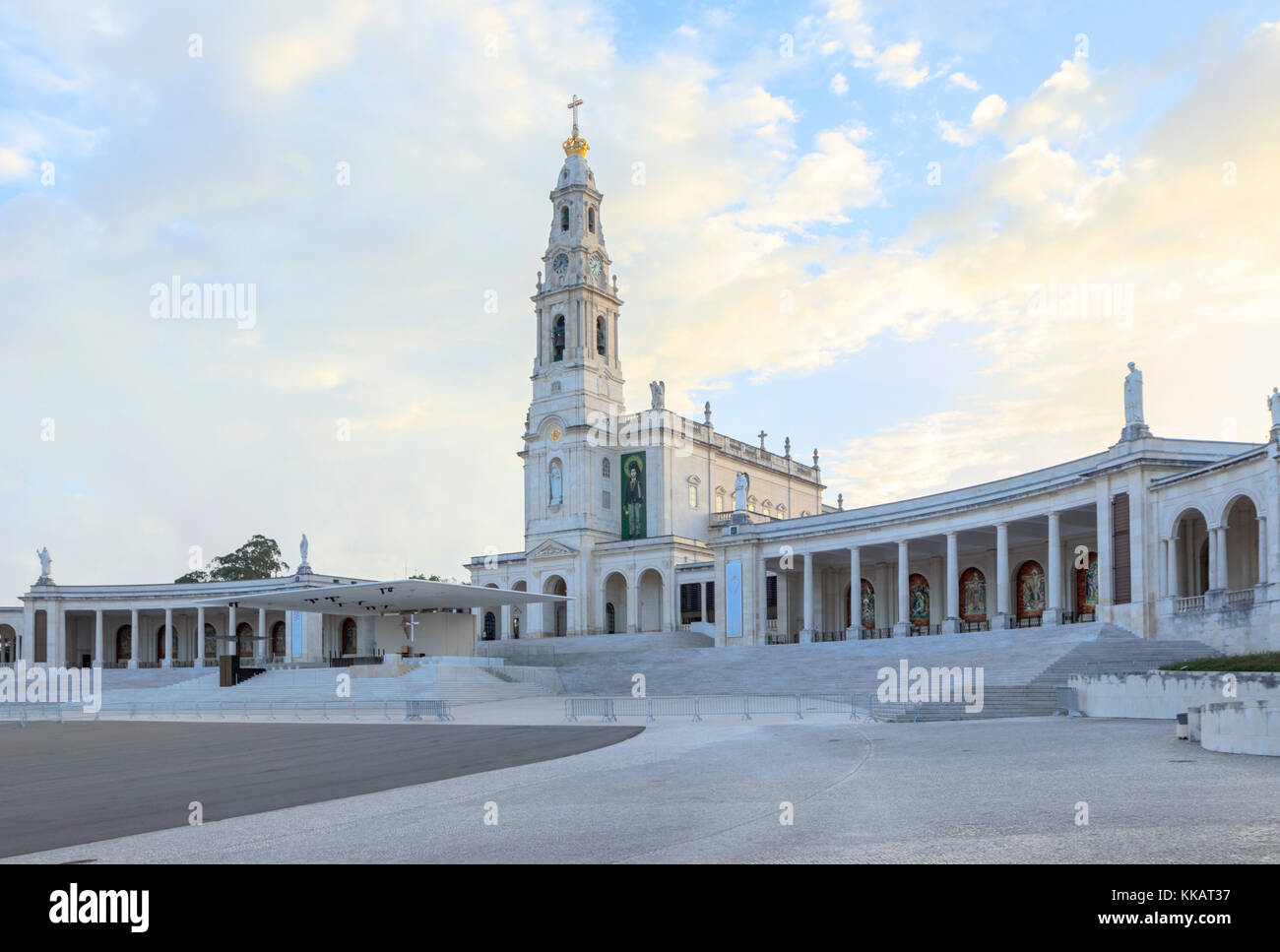 Basilica of Our Lady of the Rosary at the Portuguese Catholic Sanctuary ...