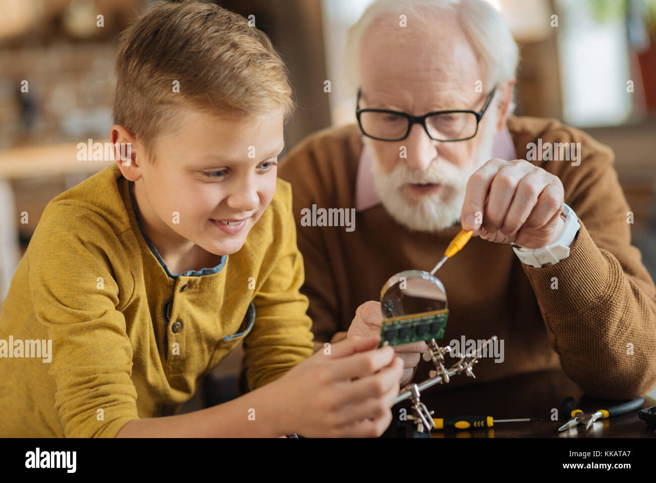 Joyful Smart Boy Looking At The Microscheme Stock Photo Alamy joyful-smart-boy-looking-at-the-microscheme-stock-photo-alamy