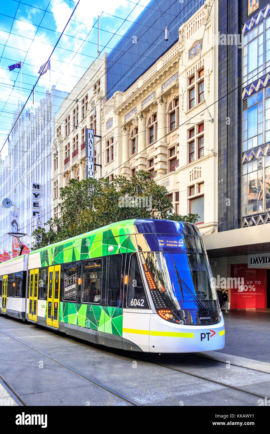 Australia, Bourke Street, Melbourne, Victoria, green tram Stock Photo ...