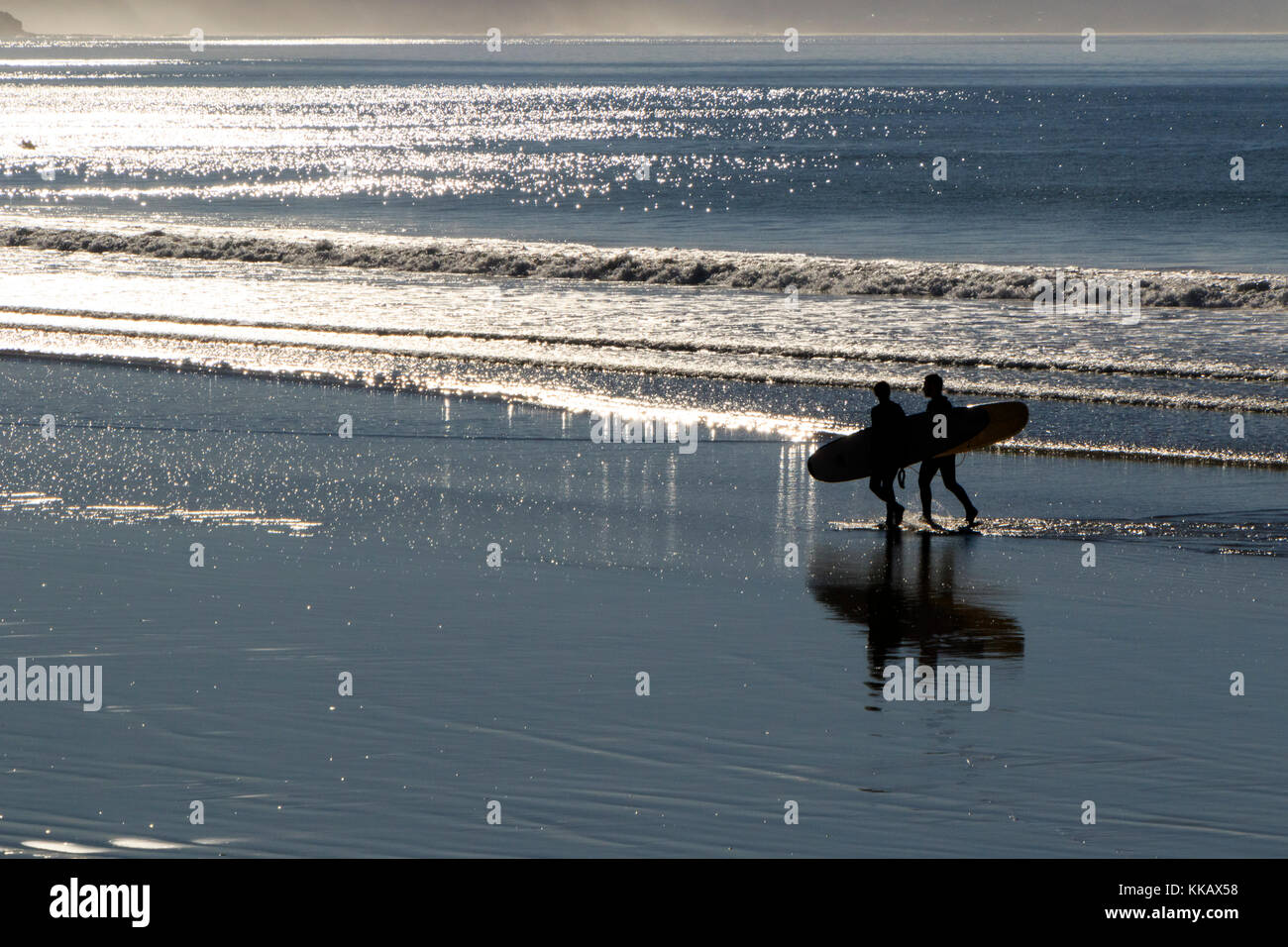 Australia, Great Ocean Road, Lorne, Victoria, surfers Stock Photo - Alamy