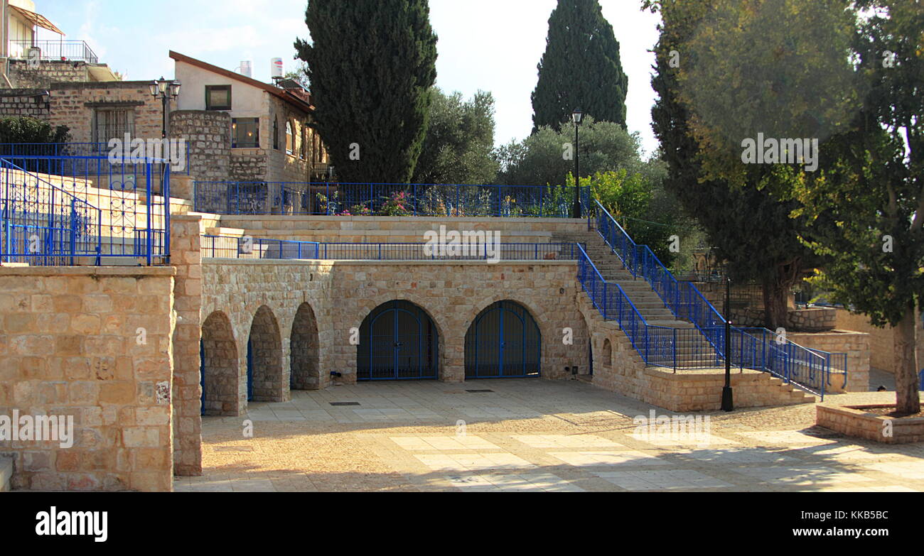 Beautiful cozy courtyard in Safed (Tzfat), Israel Stock Photo - Alamy