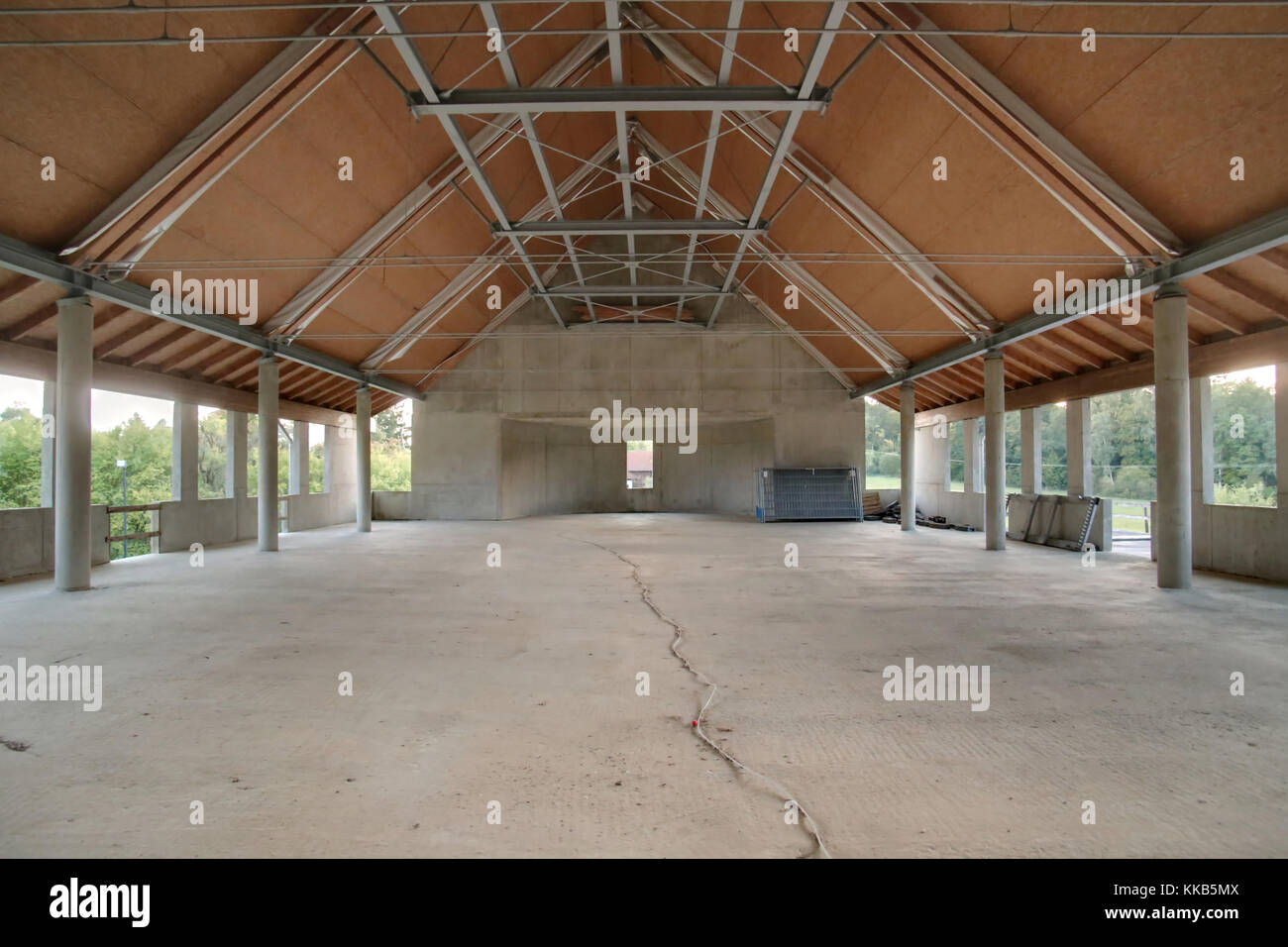 Abandoned construction site with left over materials in a hall Stock ...