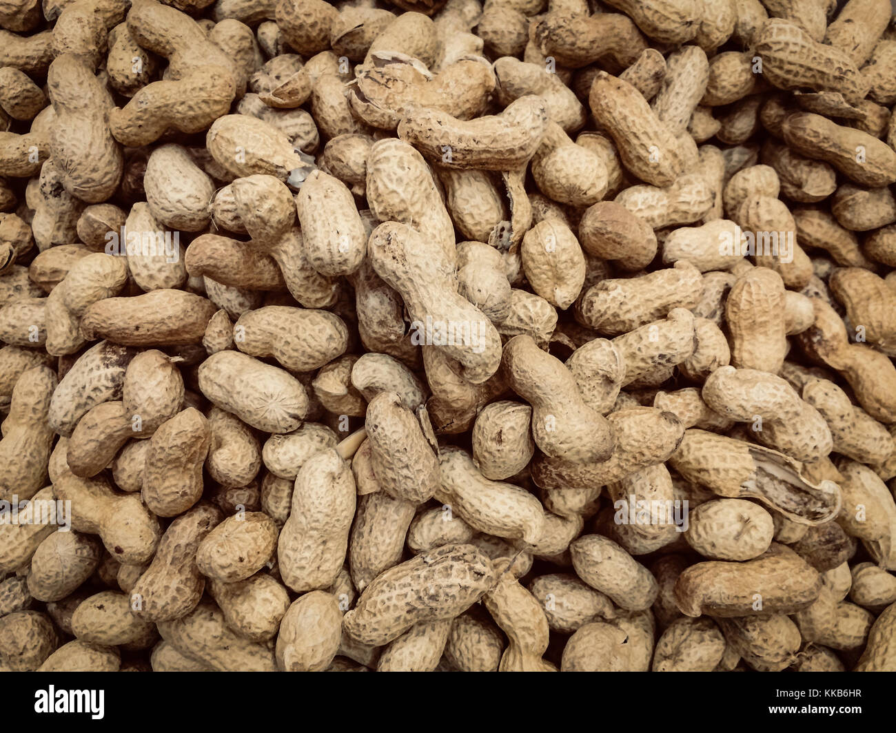 peanuts, pile of nuts - peanut background Stock Photo - Alamy