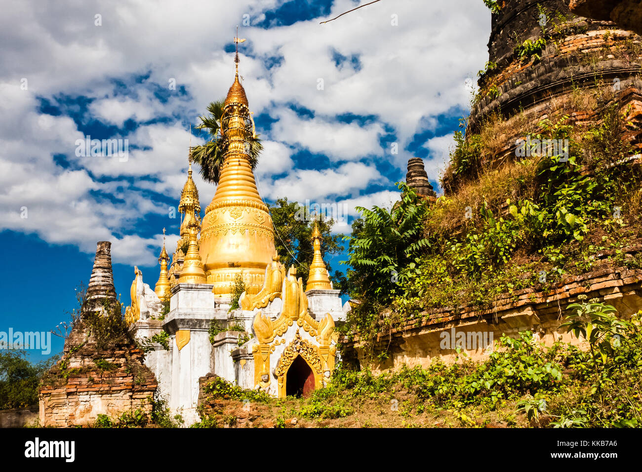 Sagar myanmar hi-res stock photography and images - Alamy
