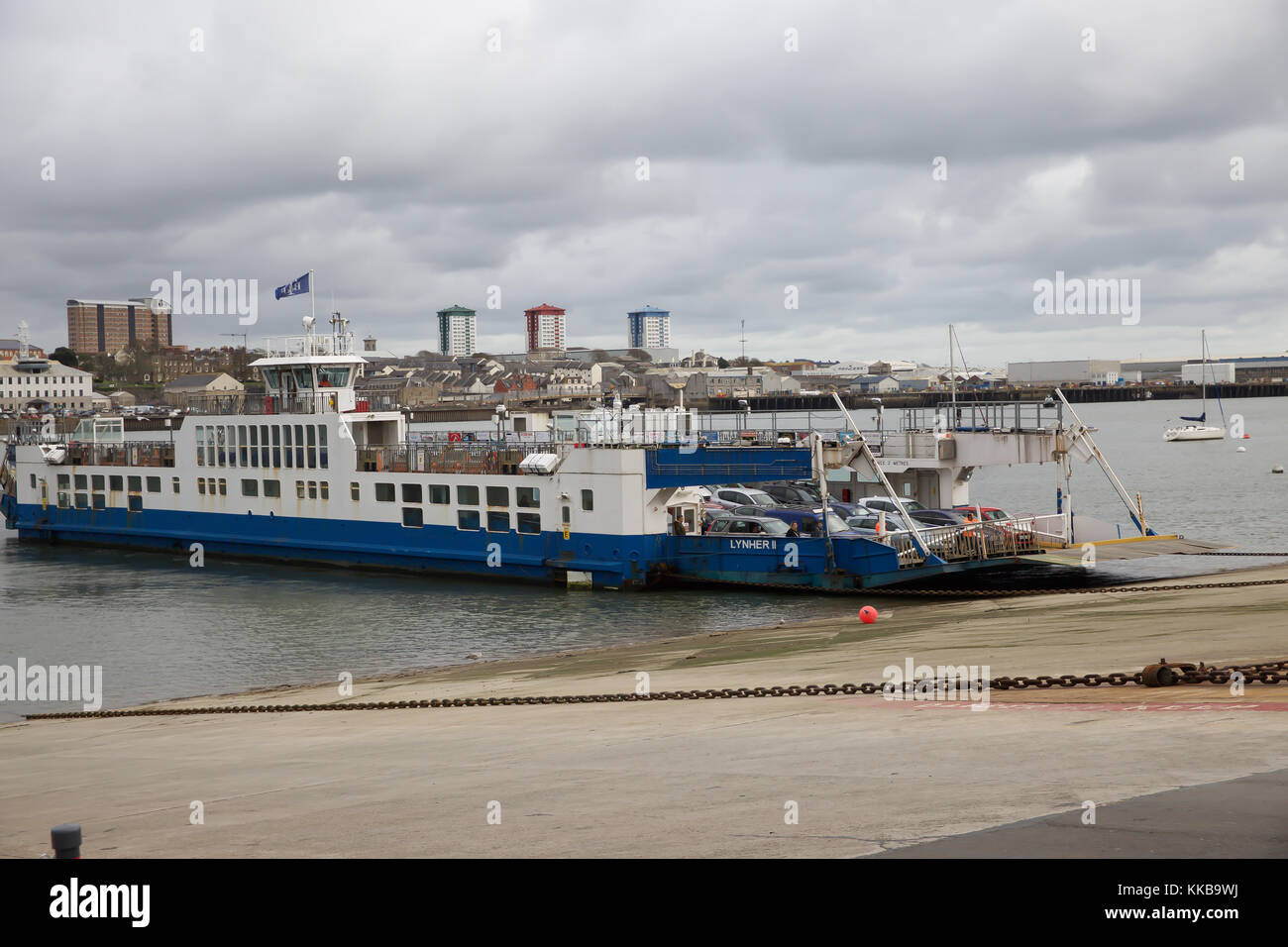 Torpoint Ferry is a chain ferry which travels from Torpoint across the ...