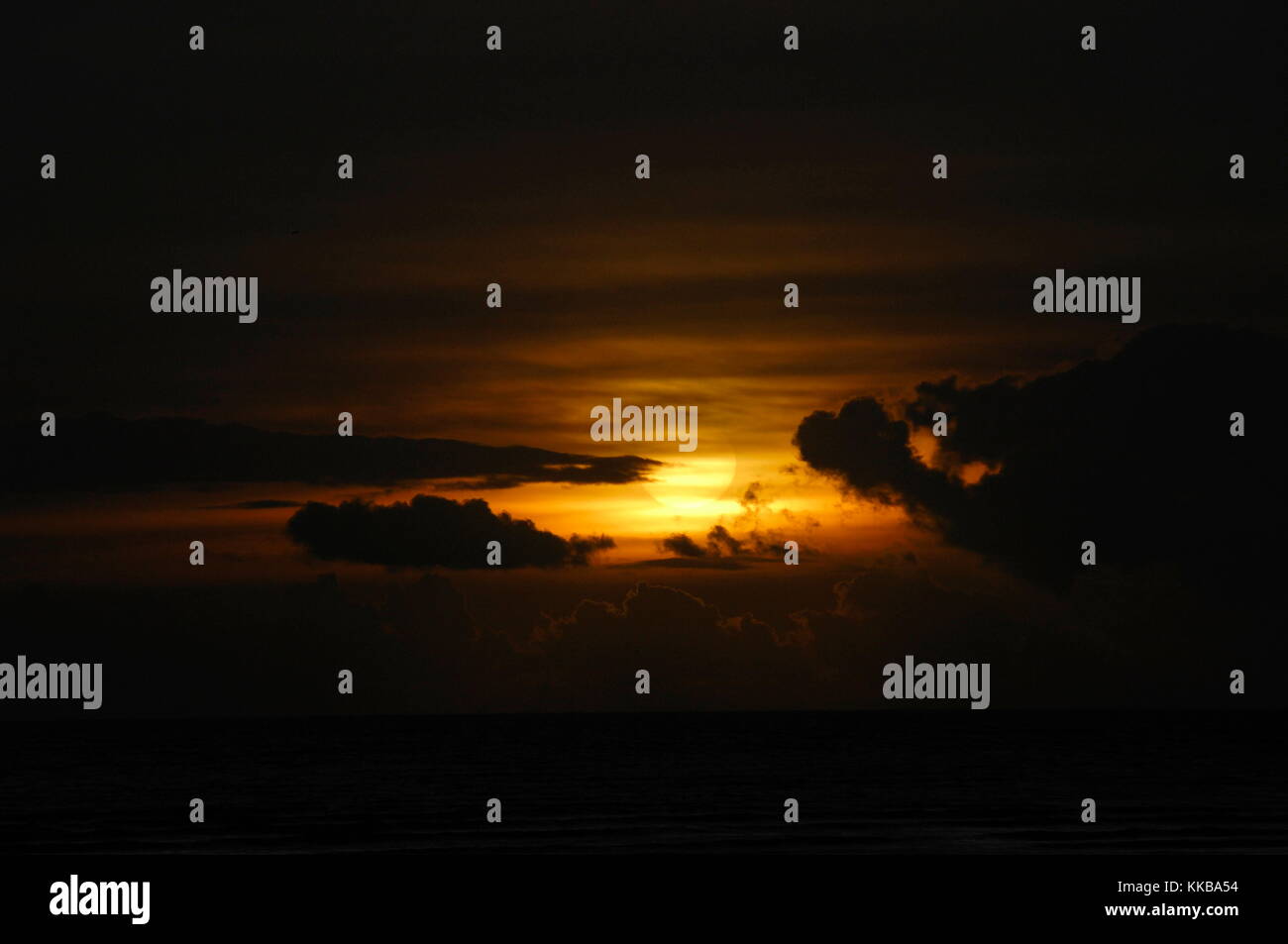 Storm over english channel hi-res stock photography and images - Alamy