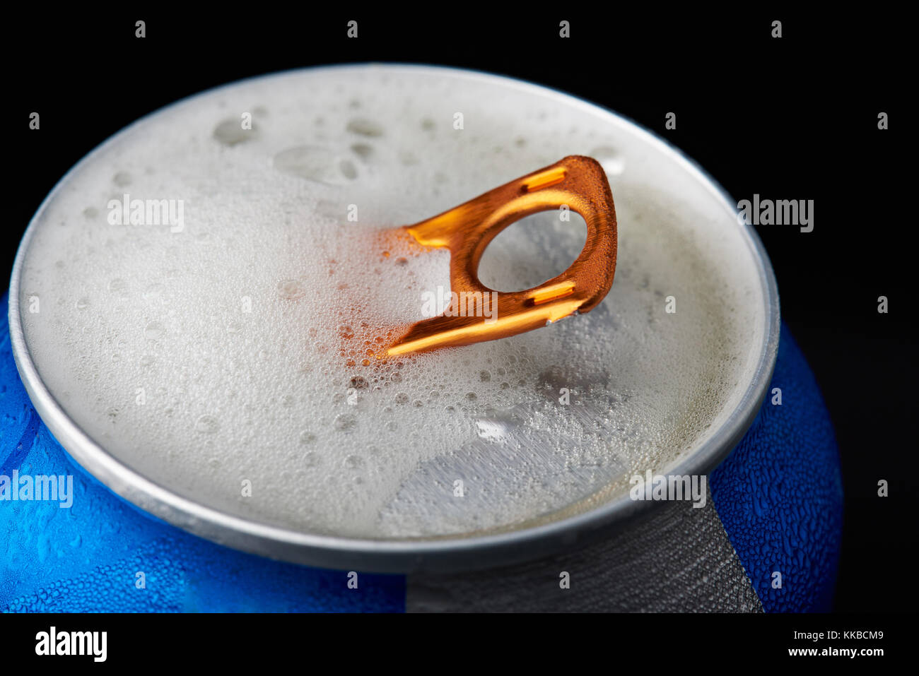 Beer can top hi-res stock photography and images - Alamy