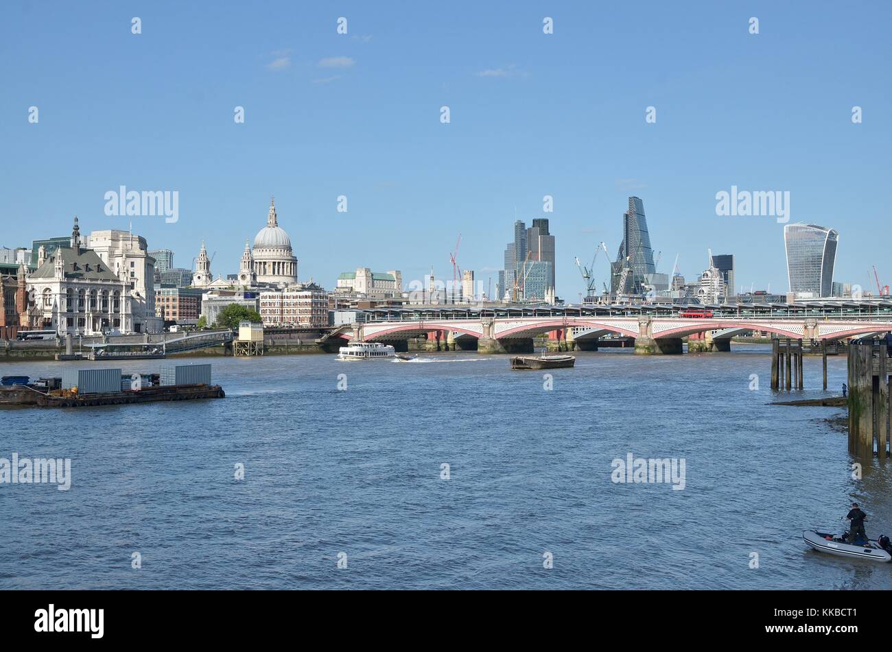 Thames river walk views hi-res stock photography and images - Alamy