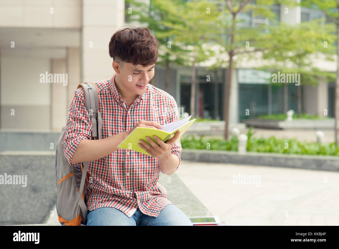 Asian man with backpack hi-res stock photography and images - Alamy