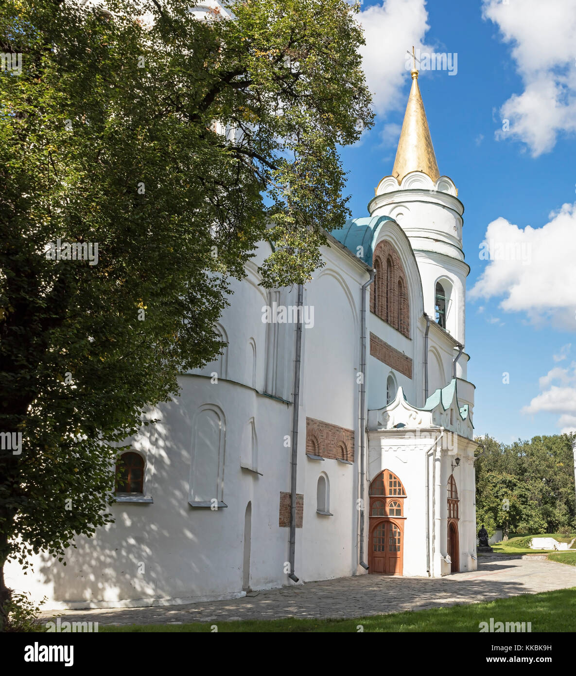 building a church in Ukraine, temple Stock Photo - Alamy