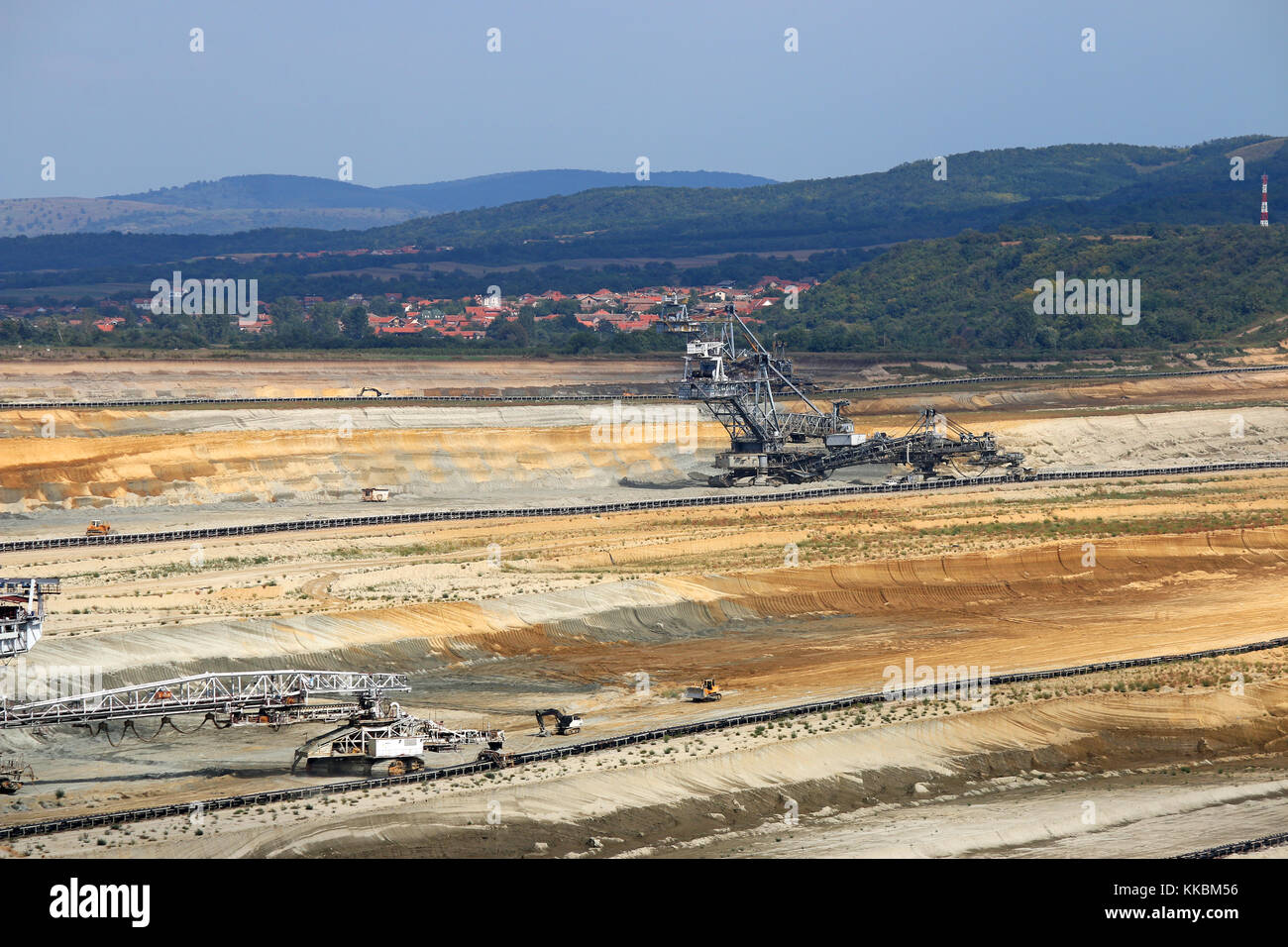 Open pit coal mine hi-res stock photography and images - Alamy