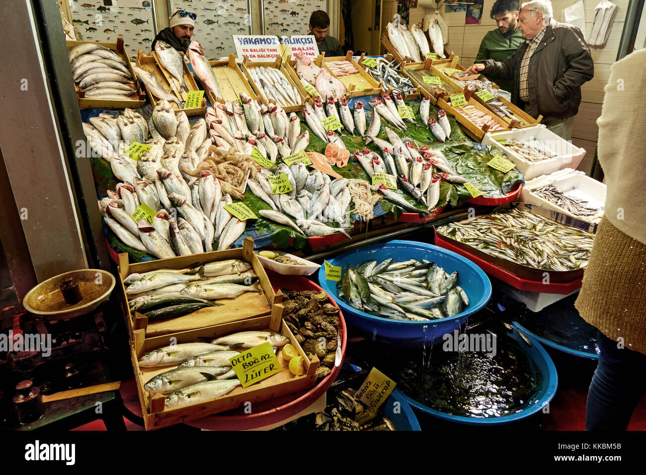 fish market in Istanbul Turkey Stock Photo - Alamy