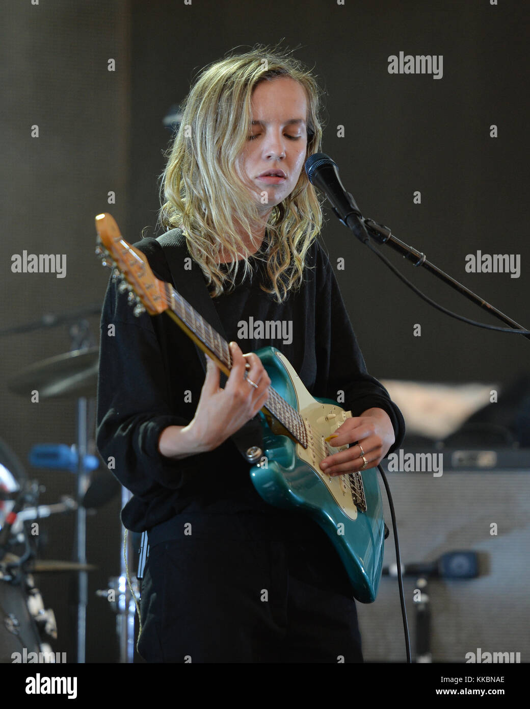 MIAMI FL - MAY 11: Londoner Amber Bain of The Japanese House performs ...