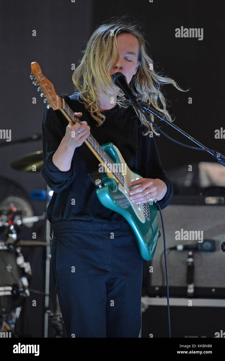 MIAMI FL - MAY 11: Londoner Amber Bain of The Japanese House performs ...