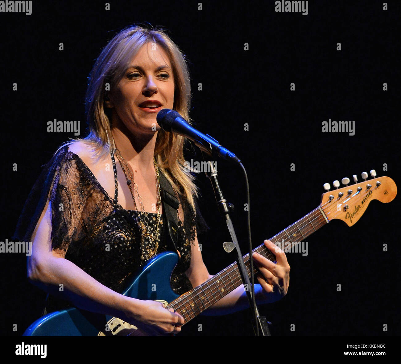 FORT LAUDERDALE, FL - MAY 01: Liz Phair performs at The Broward Center ...