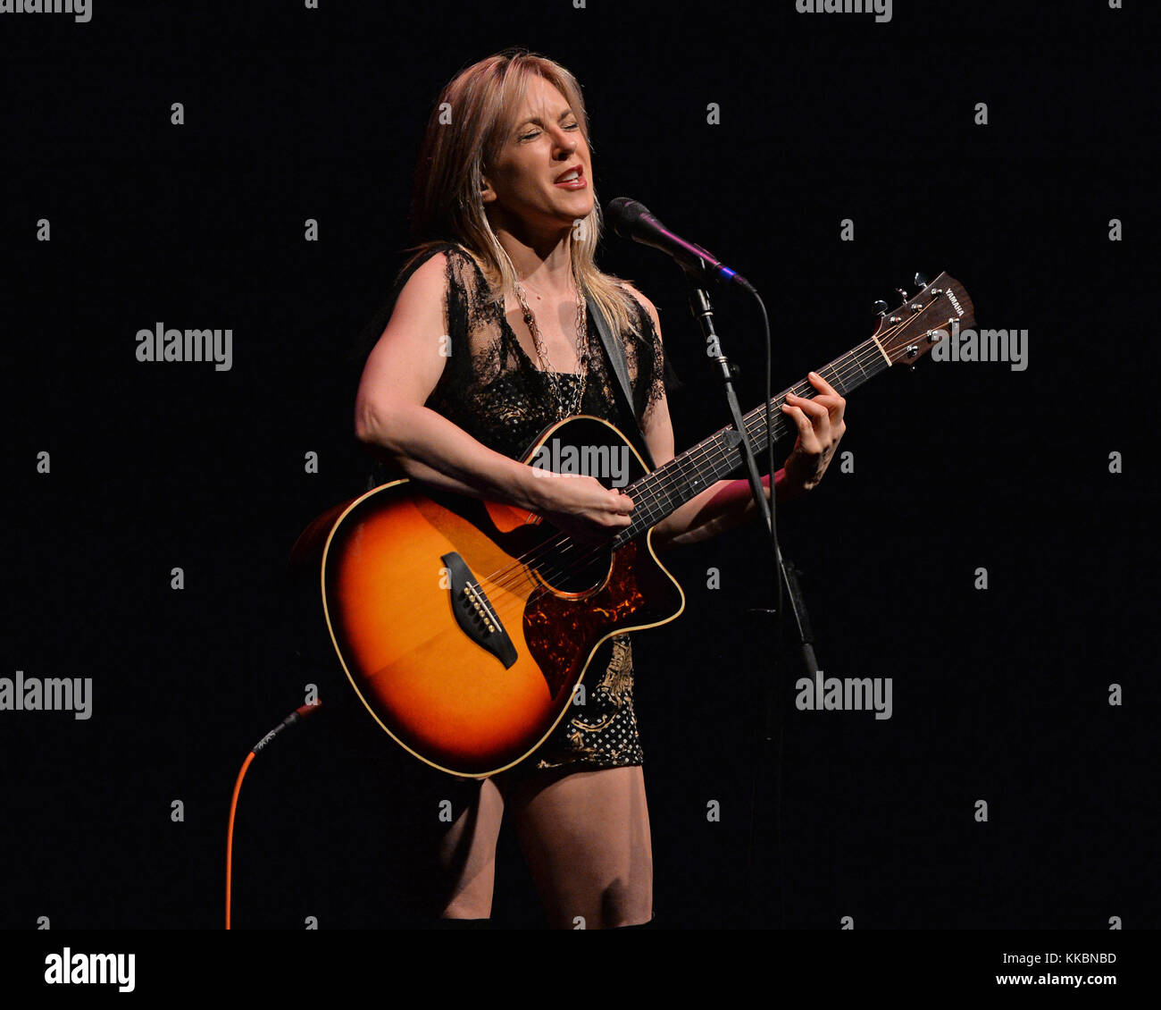 FORT LAUDERDALE, FL - MAY 01: Liz Phair performs at The Broward Center ...