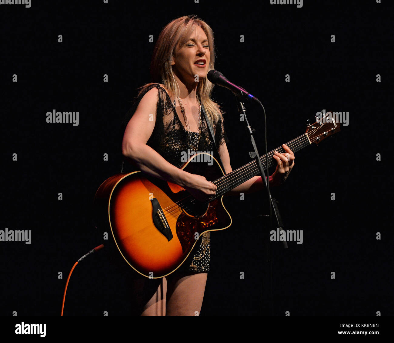 Liz phair hi-res stock photography and images - Alamy