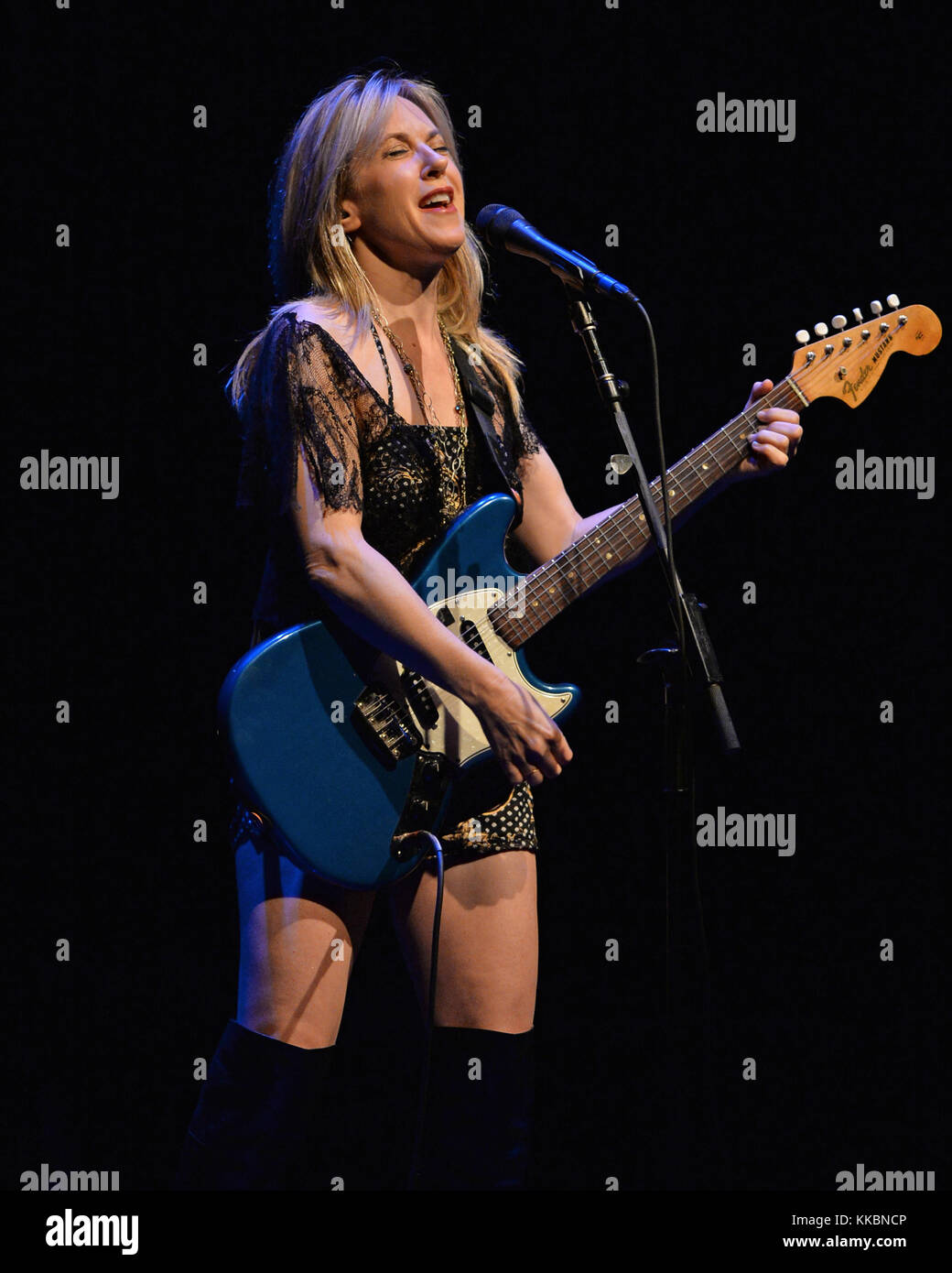 FORT LAUDERDALE, FL - MAY 01: Liz Phair performs at The Broward Center ...