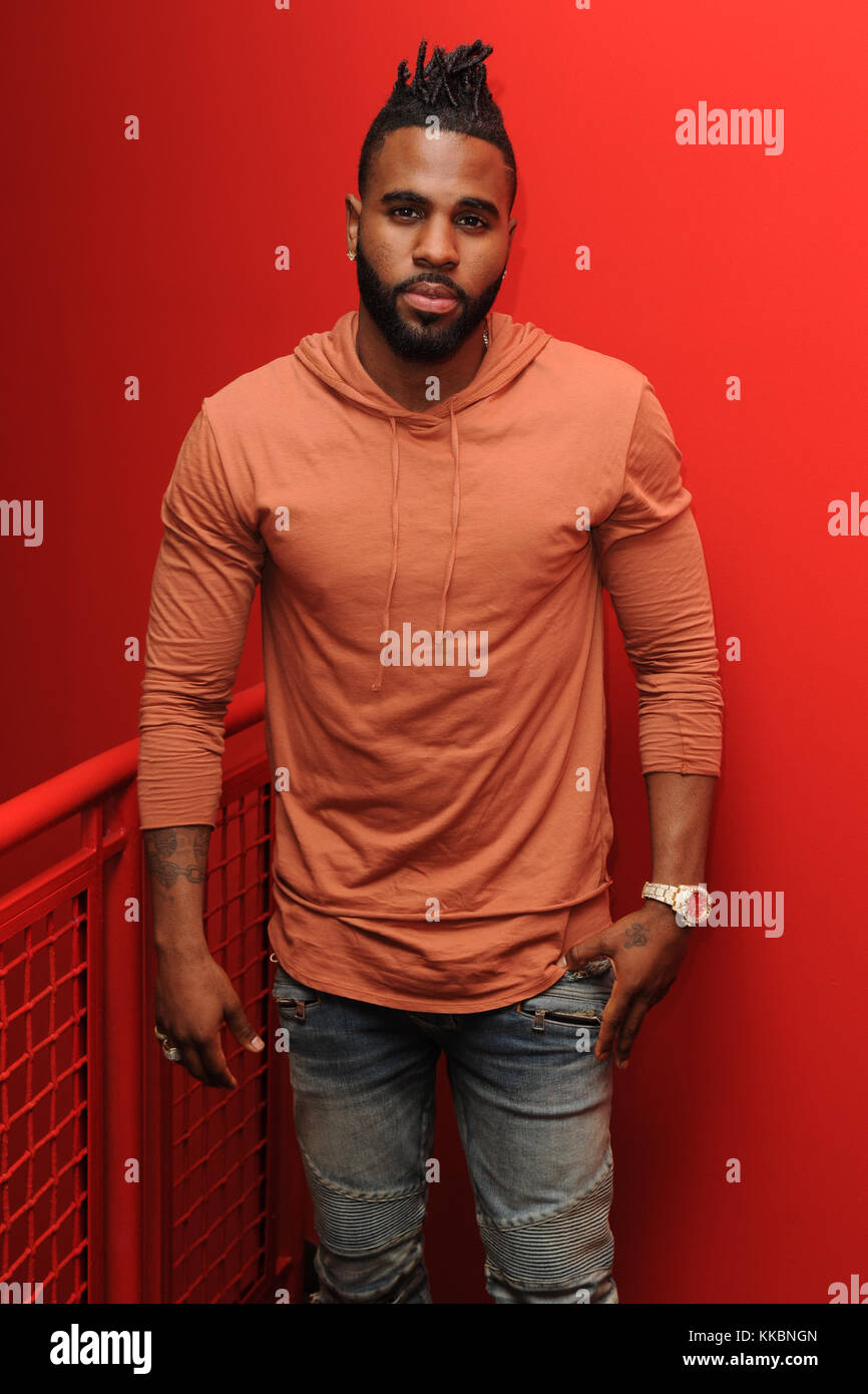 FORT LAUDERDALE, FL - APRIL 27: Jason Derulo poses for a portrait at ...