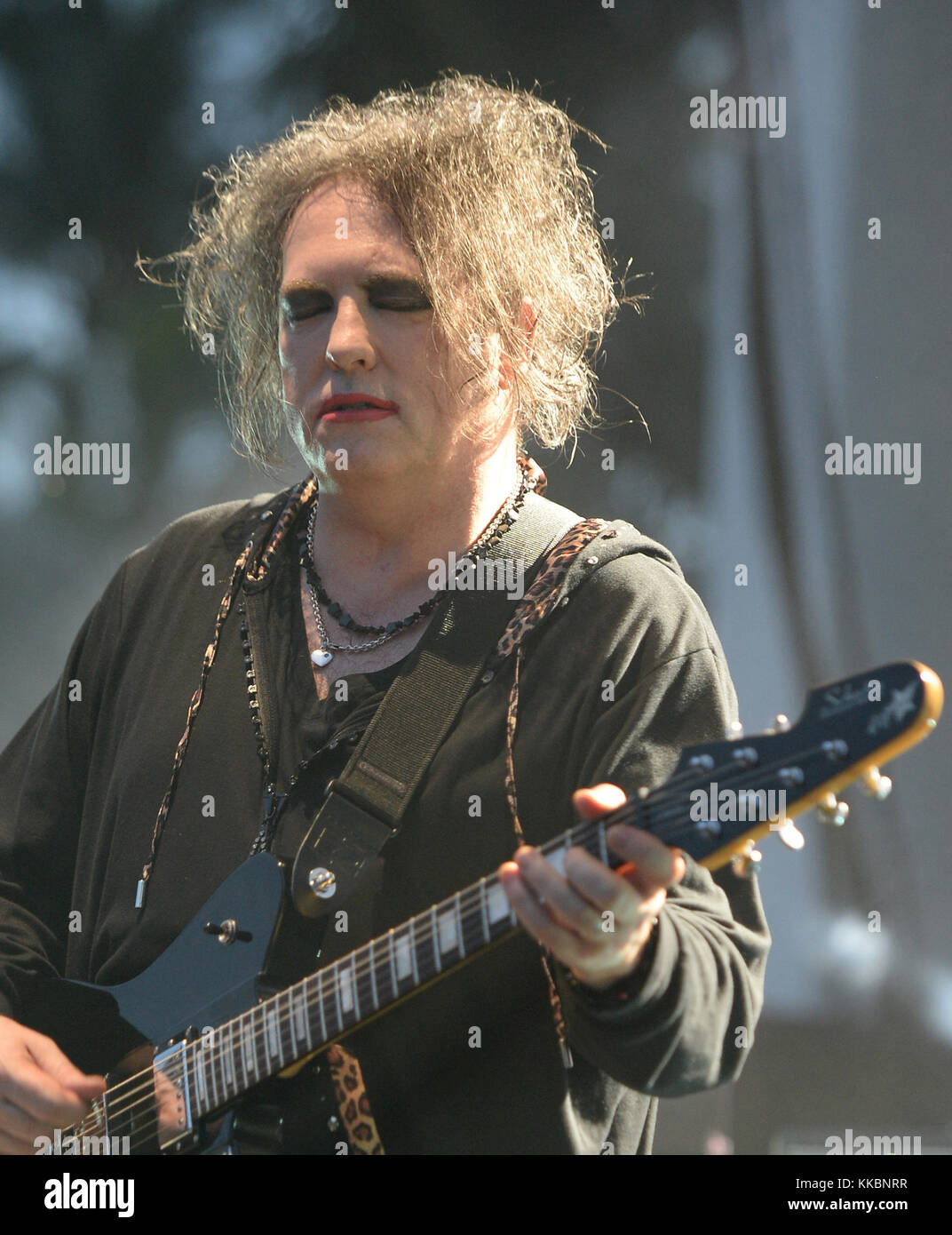 Robert Smith Cure High Resolution Stock Photography and Images - Alamy