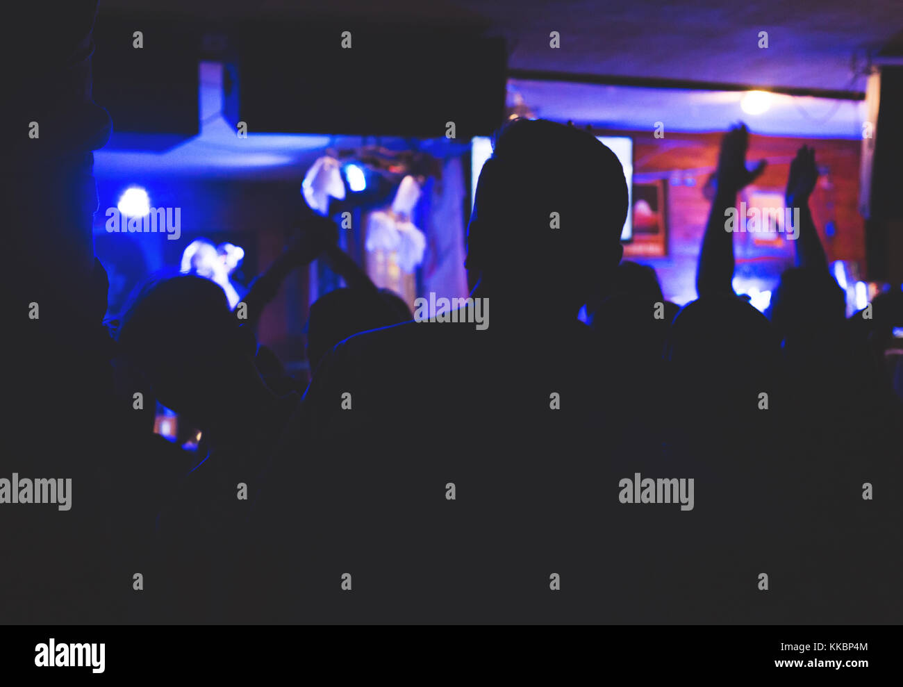 Audience applauded by the stage artist Stock Photo - Alamy