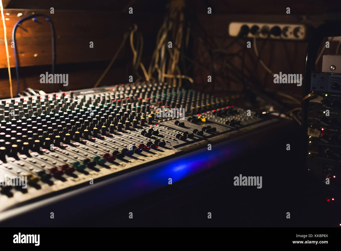 Sound engineer concert hi-res stock photography and images - Alamy