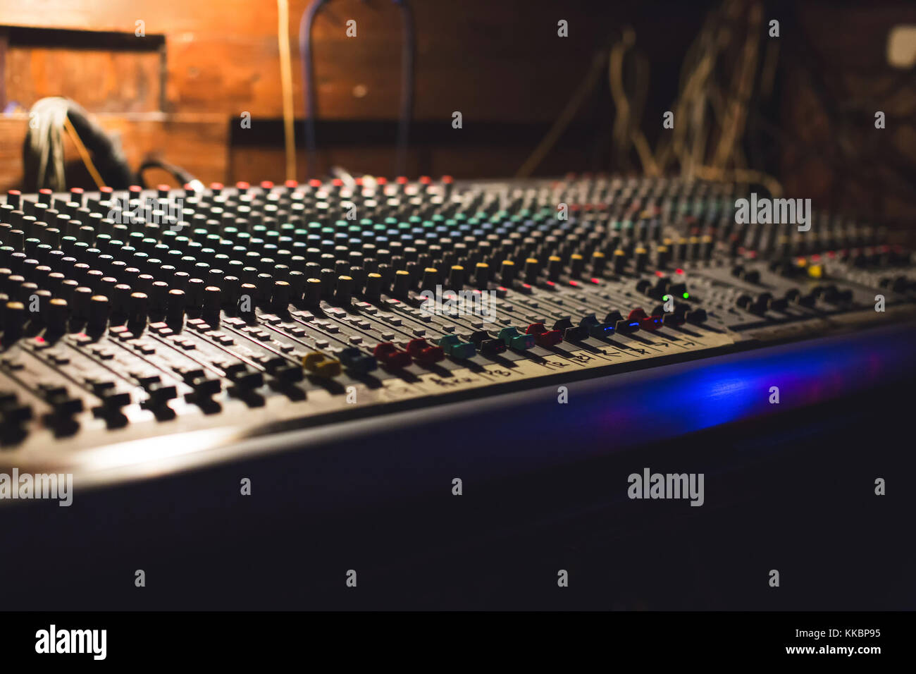 Lighting engineer concert hi-res stock photography and images - Alamy