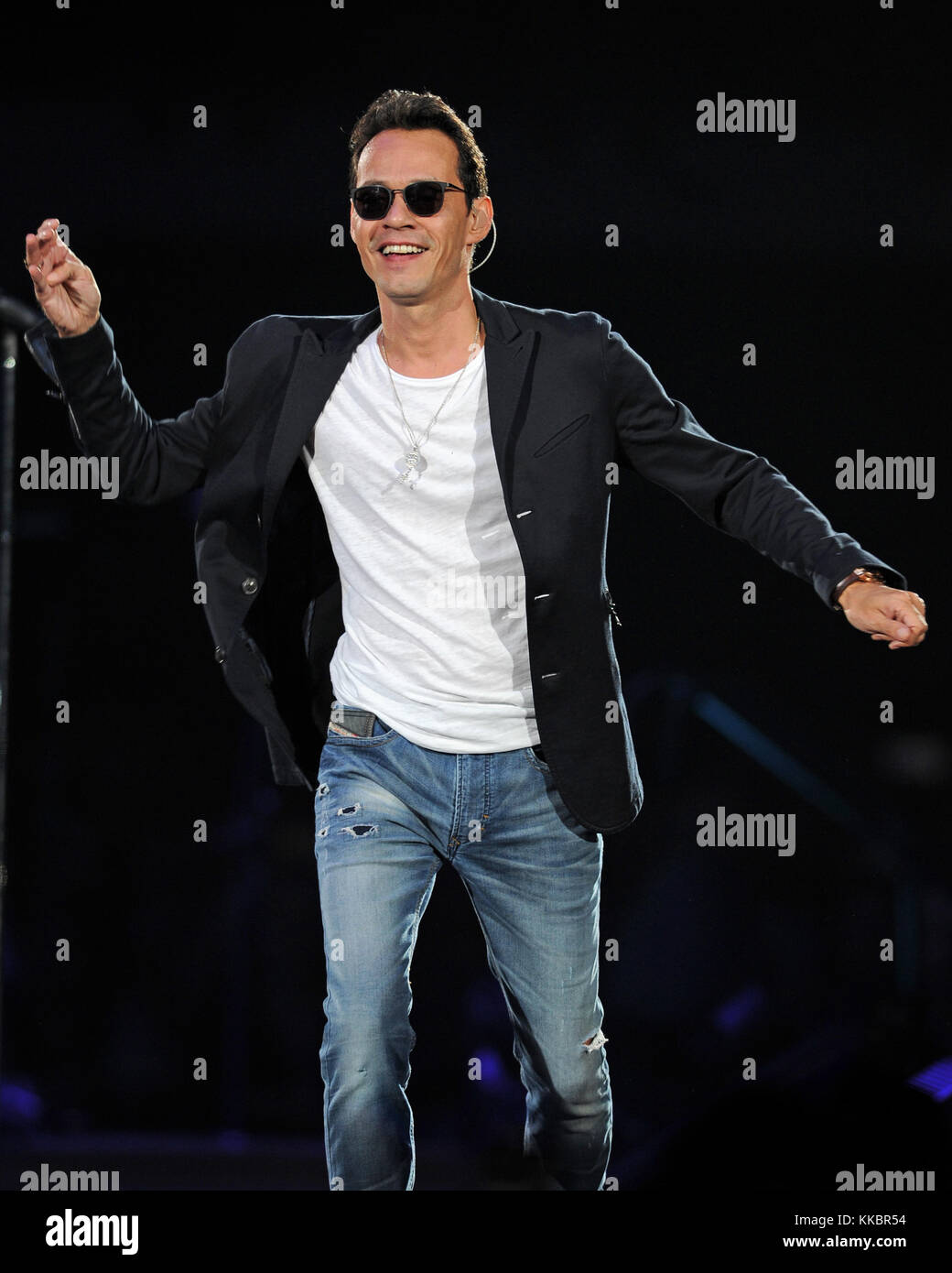 MIAMI, FL - NOVEMBER 18: Singer Marc Anthony performs during his tour ...