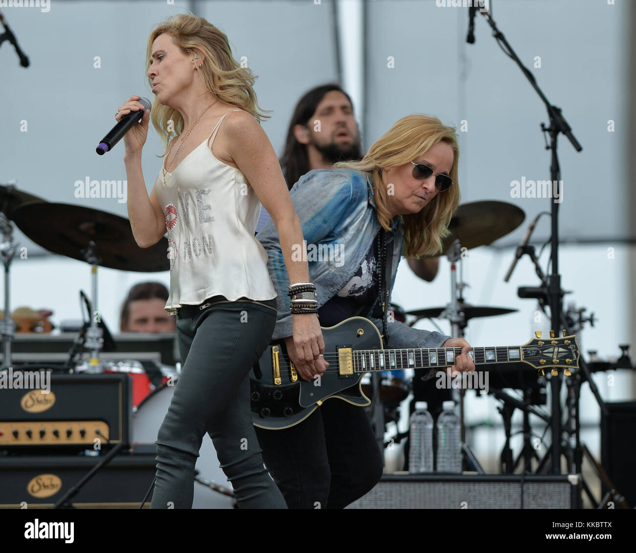 MIAMI GARDENS, FL - FEBRUARY 20: Sheryl Crow and Melissa Etheridge ...