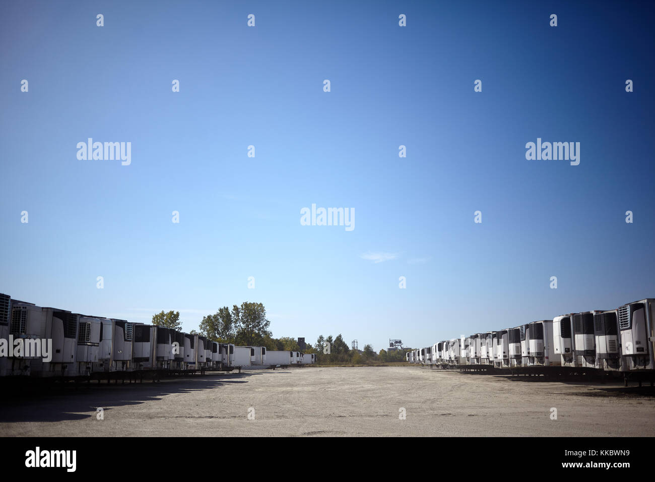 Haulage trailers hi-res stock photography and images - Alamy