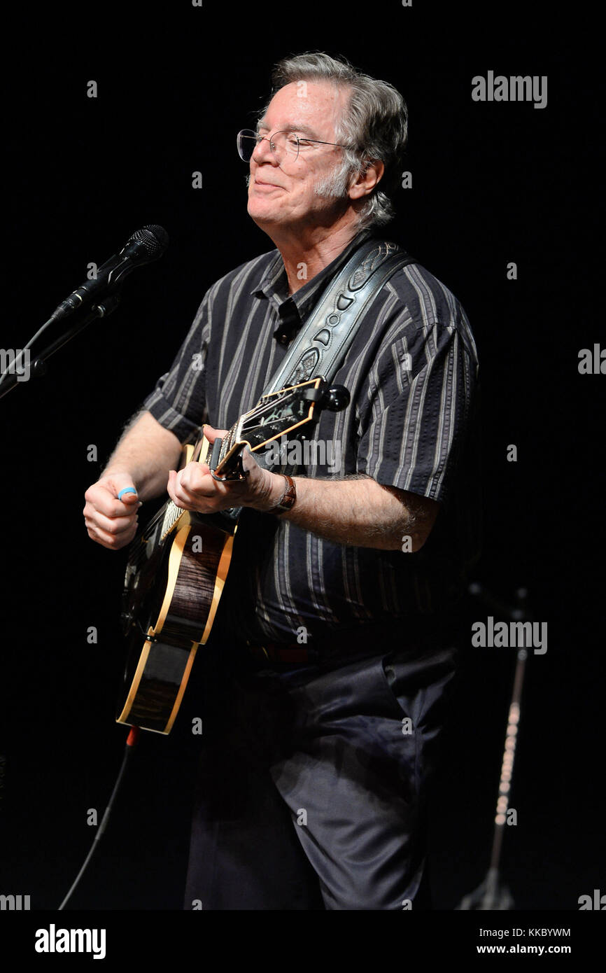 FORT LAUDERDALE, FL - JANUARY 09: John Benson Sebastian performs at The ...