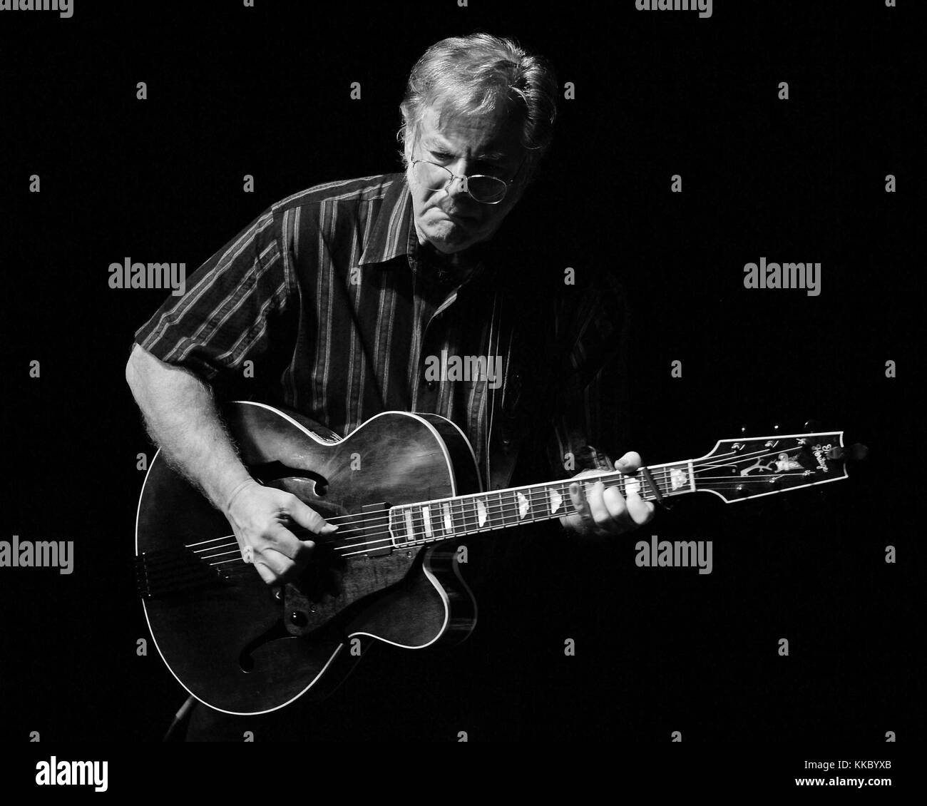 FORT LAUDERDALE, FL - JANUARY 09: John Benson Sebastian performs at The ...